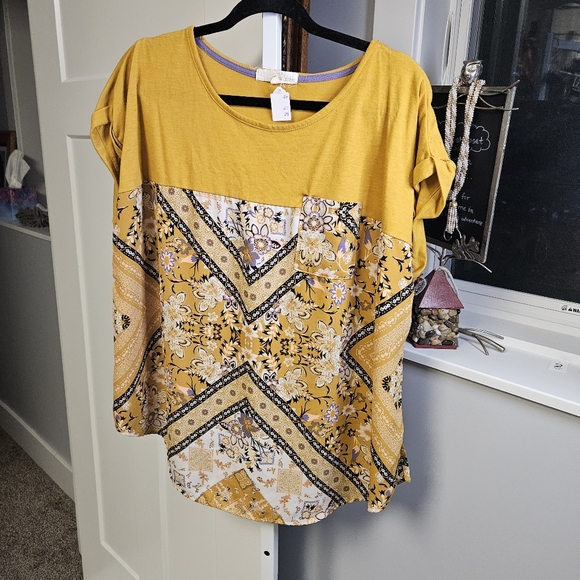 Rewind | Tops | Rewind 2x Patterned Top | Poshmark
